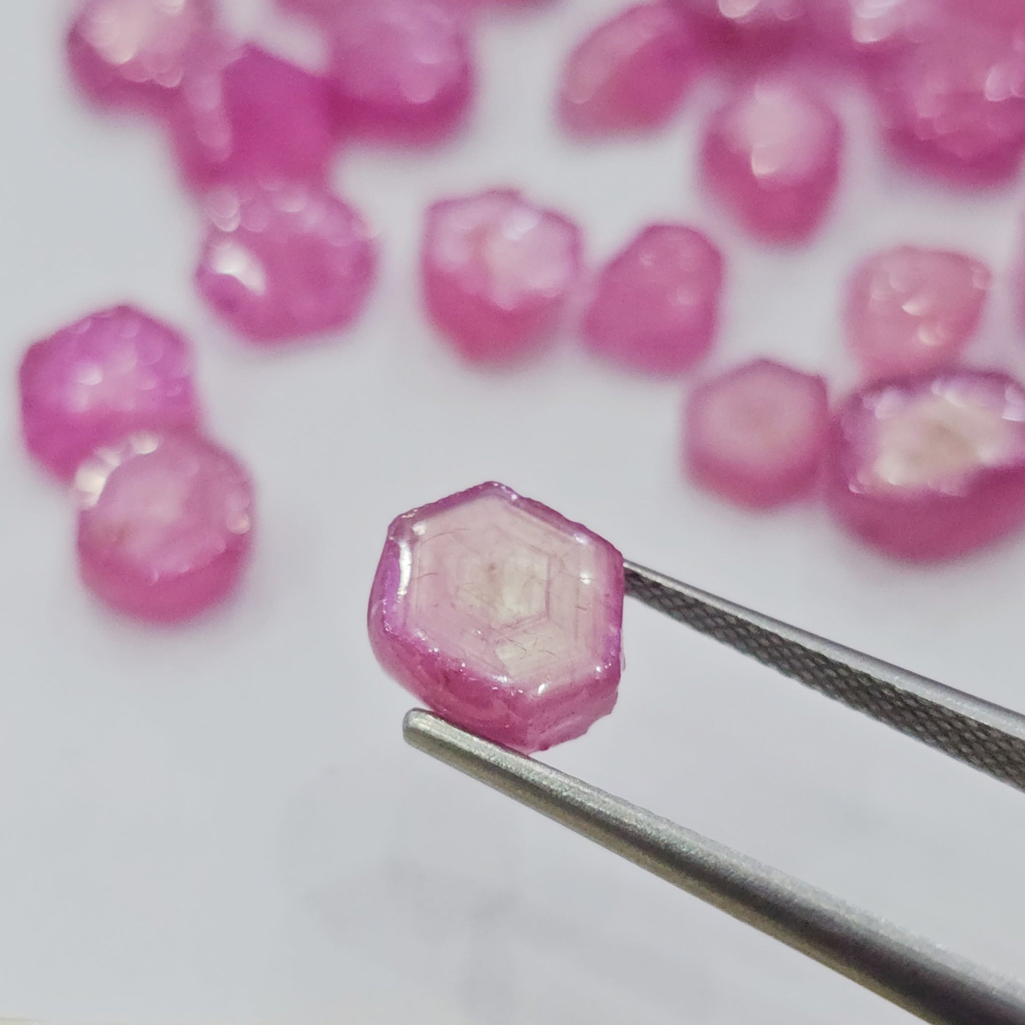 20 Pcs of Raw Trapiche Pink Natural Ruby | 6mm to 8mm slices | Comes w – The LabradoriteKing