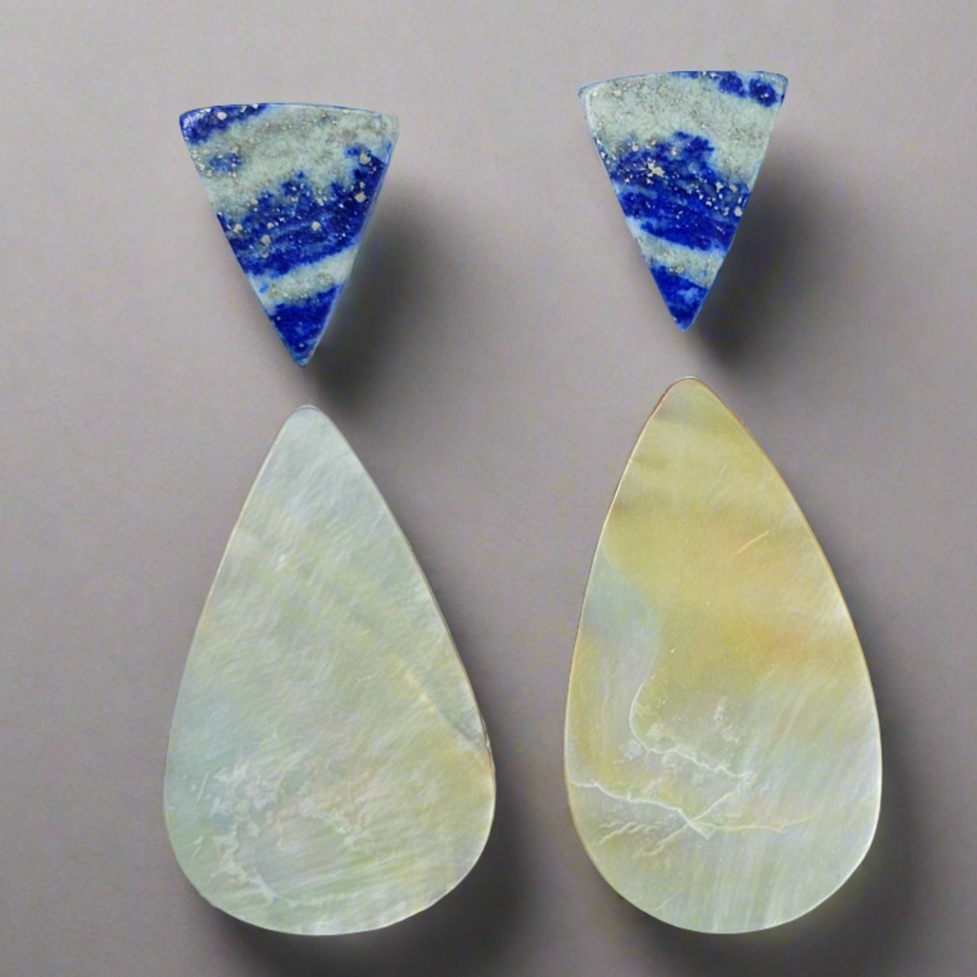 1 Card Of Natural Mother Of Pearl & Sodalite| Triangle & Pear Shape ...