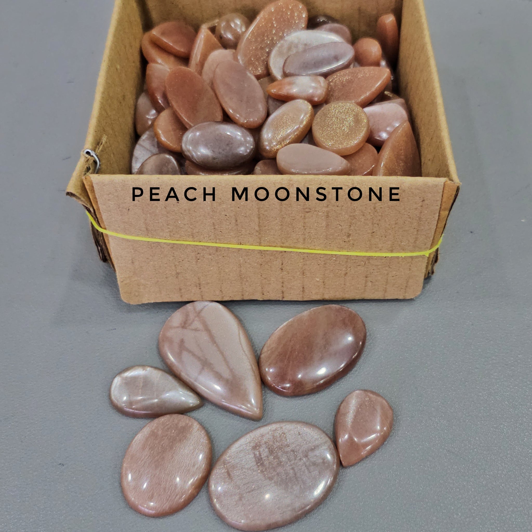 500 Gram Peach Moonstones with Flash | 40-50 pcs | 20-40mm Sizes – The ...